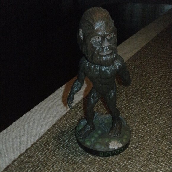 Royal Bobbles | Accents | Vintage 24 Bigfoot Royal Bobbles Limited ...